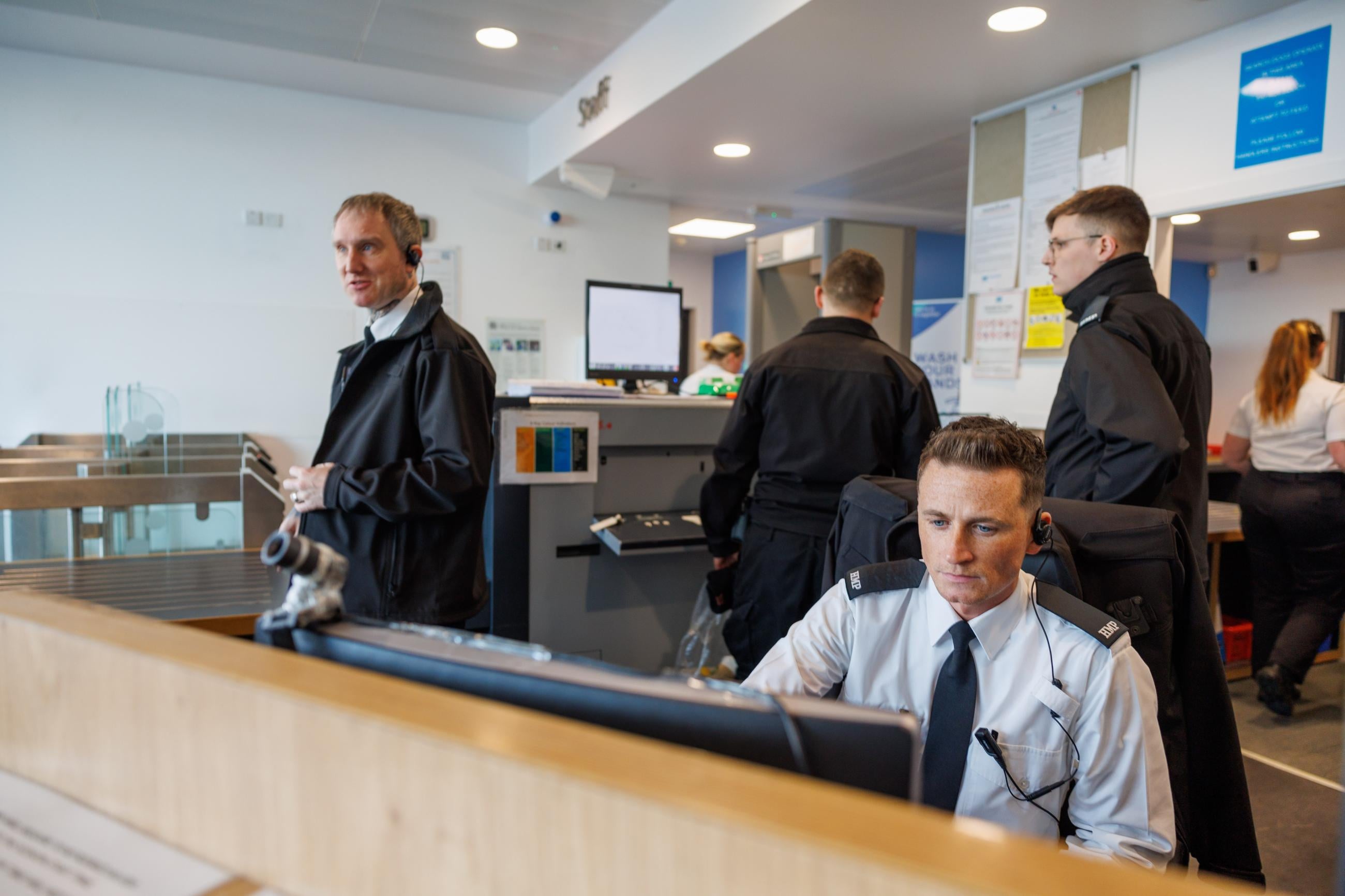 Prison Officer Careers | Scottish Prison Service